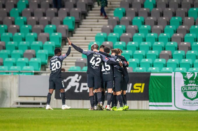 Ky shtet cakton datën e vazhdimit të sezonit në futbollSinjali Ky shtet cakton datën e vazhdimit të sezonit në futbollSinjali