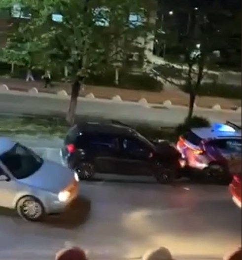 Aksident trafiku në Prishtinë - VIDEOSinjali Aksident trafiku në Prishtinë - VIDEOSinjali