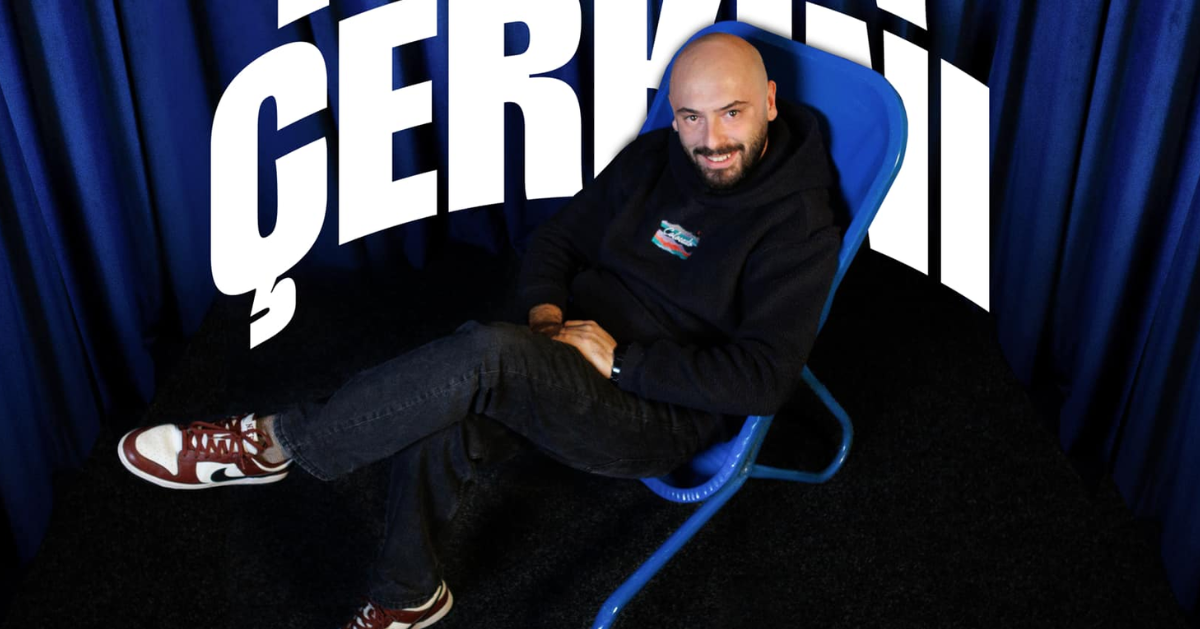 Fisnik Çerkini sjell stand-up komedinë e radhës në Prishtinë më 25 ...