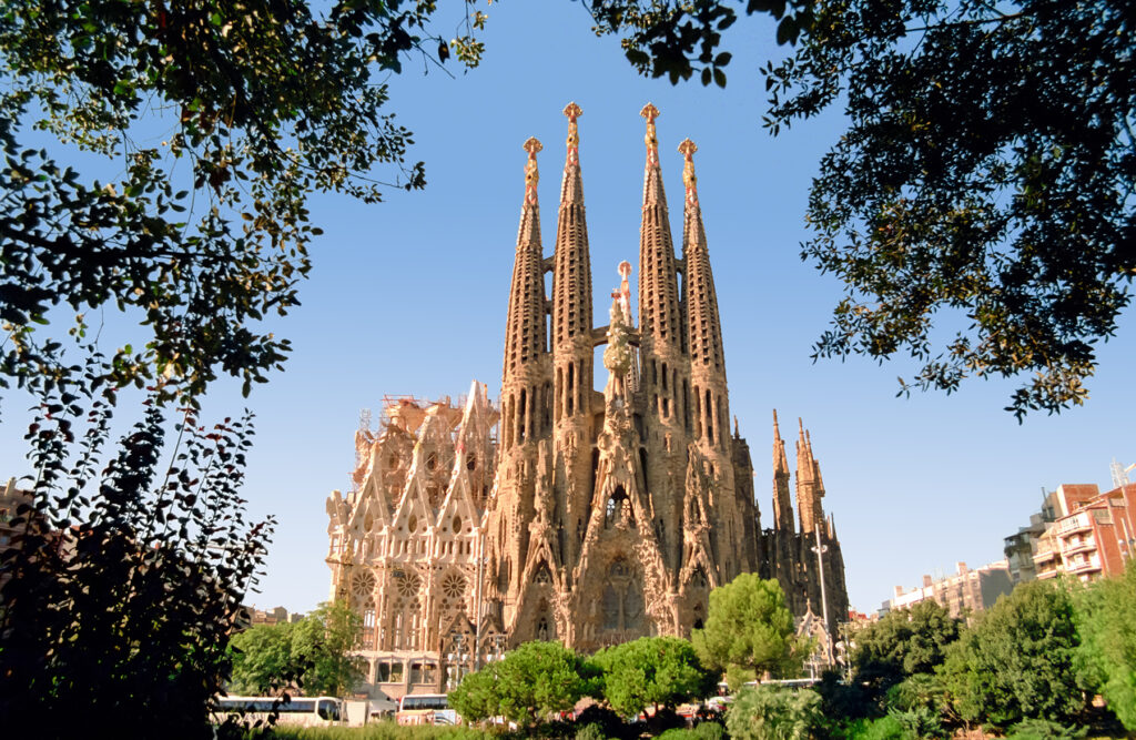 Barcelona dyfishon taksën turistike nga prilliSinjali