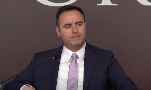 Konjufca me vërejtje për Shqipërinë: Le t’ia fillojmë bashkimit duke ...